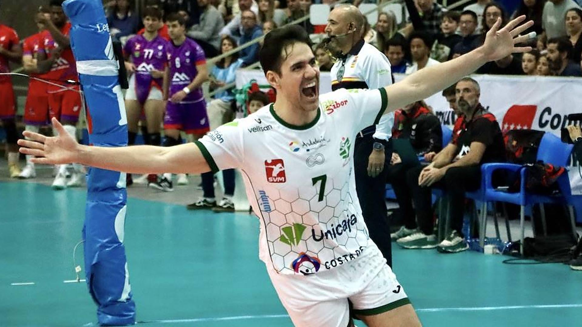 La magia de Paulo Renan renueva con Unicaja Costa de Almería | Ideal